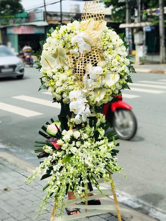 Kệ Hoa Phúng Điếu Đẹp